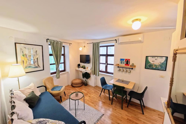 Charming Old Town Piran Flat. Steps To Beach - Piran