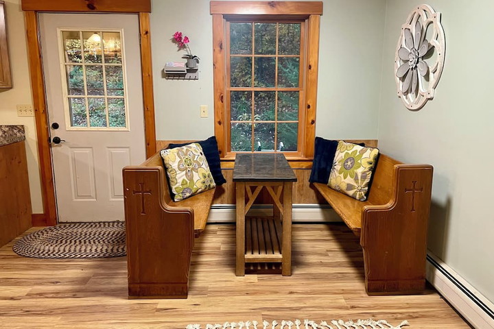 Danielsons Chalet-oasis Perfect For Reading, Relaxing, And Time With Loved Ones - Vermont