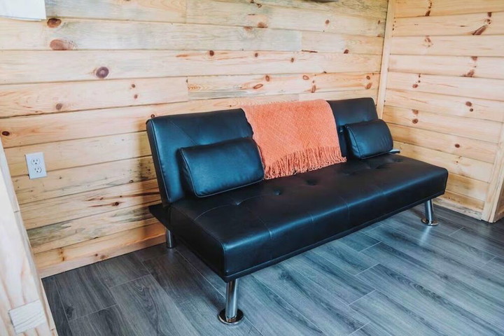 Cozy Tiny Home With Sunrise Views In The Heart Of Finger Lakes - Penn Yan, NY