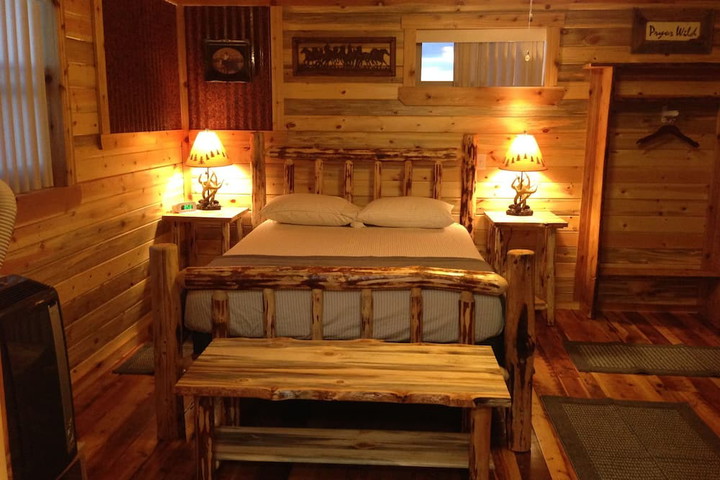 The Bunkhouse: Mountain Views, Solitude, Close To  Town And Many Western Sights. - Wyoming
