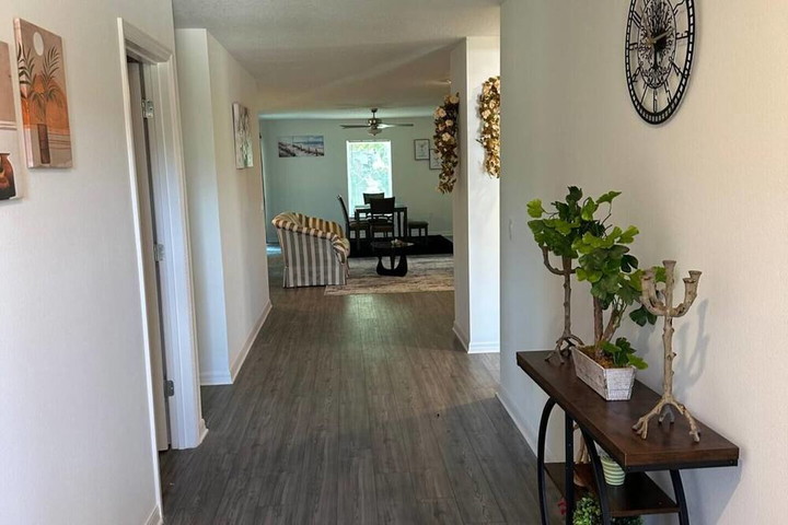 Spacious 5-bedroom House In Welcoming Sebastian With Wifi, Ac - Sebastian, FL