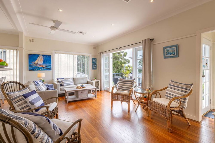Mon Reve 4a Tallean Road  Three Bedroom Property With Wi-fi, Air Conditioning - Nelson Bay