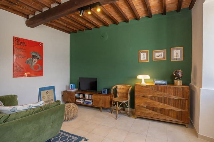 Piccola Fonte - Come By Car And You'll Have Everything At Your Fingertips - Cortona
