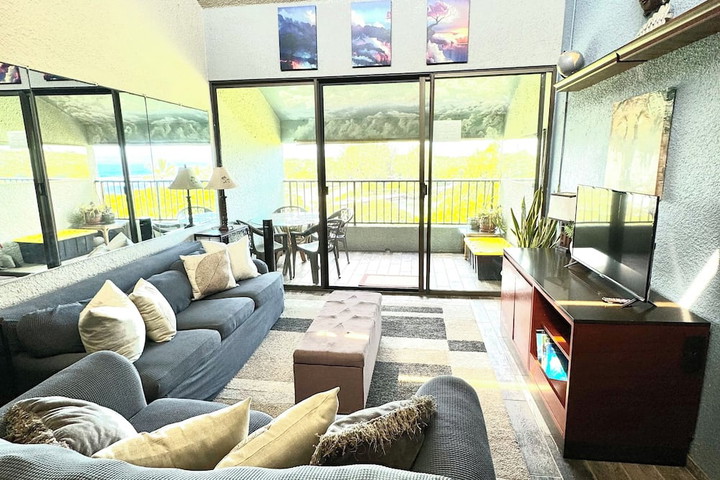 Epic Oceanfront Penthouse With Best Views In Hilo! - Hilo, HI