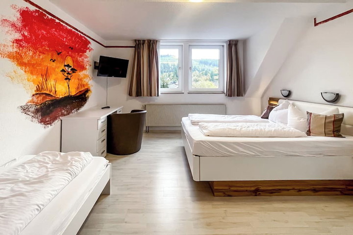 Comfortable And Versatile Room -Perfect For Relaxation, Work And Exchange - Winterberg
