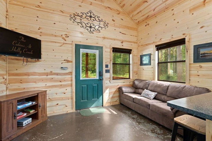 Beautiful Cabins With A Pool In A Peaceful Setting - Broken Bow, OK