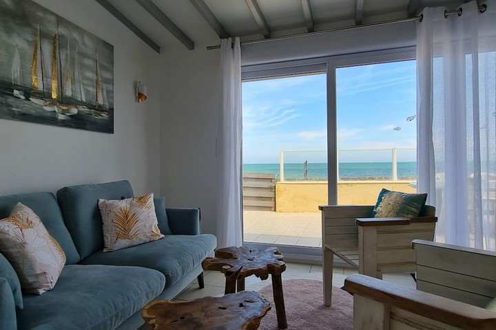 Gite La Plage , Idéal Pour 5 Personnes Avec Une Belle Vue Sur La Mer - Sainte-Mère-Église