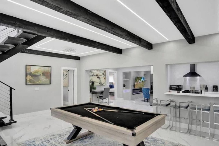 Lux 6br 4bath Htd Pool & Spa Mini Golf G-room - Delray Beach, FL