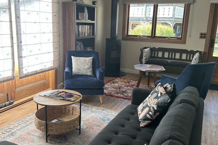 Nellies Cottage - 5 Star, Breakfast Included, Close To Mountain Walks, Sleeps 4 - Katoomba