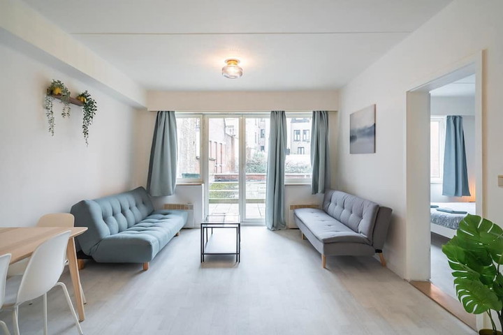 Aufenthalt In Einem Schlafzimmer In Antwerpen - Antwerpen