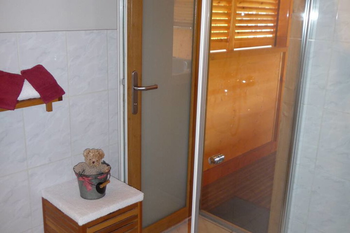 Chalet Sauna, Jacuzzi , Borne De Charge Voiture éLectrique à 5 Min Des Pistes, - La Bresse