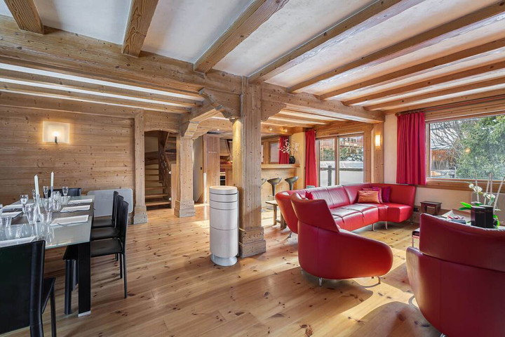 Traditional Chalet Near Slopes, Pets Allowed, Parking - Méribel
