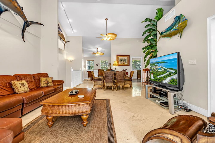 Tropical Escape At Mariners Club  2br Key Largo Condo W/ Pools & Marina - Key Largo, FL