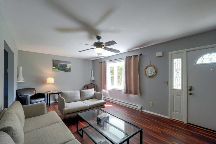Patio + Yard: Extended Escape In Hudson Valley! - Poughkeepsie, NY