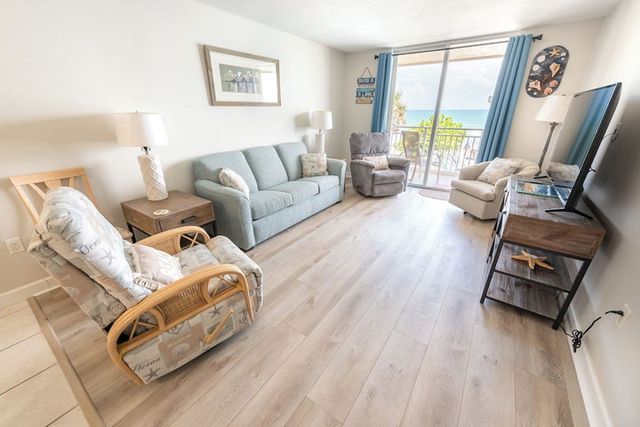 Oceanfront 2br Condo 2nd Floor Balcony Unit 202 - Melbourne Beach, FL