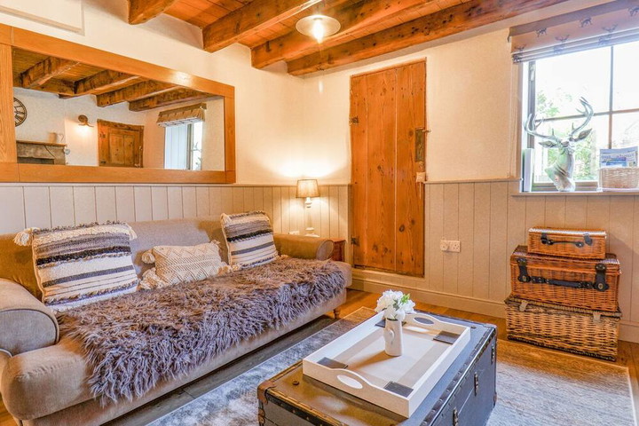 Esme's Cottage, Pet Friendly, Character Holiday Cottage In Whitby - Runswick Bay
