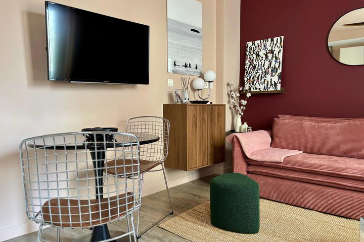 Charming T2 With Terrace Near Beach - Biarritz
