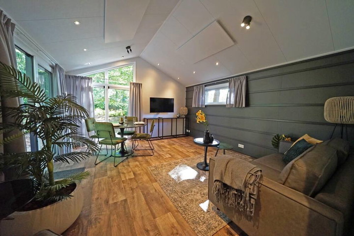 Chalet With 2 Bedrooms And A Terrace - Velden