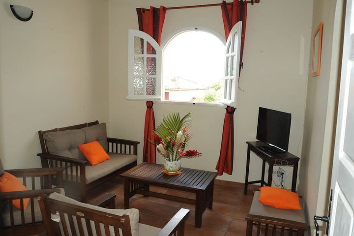 Apartment Mit 2 Schlafzimmern In Einer Residenz Mit 3 Wohneinheiten Und Pool, 1,2 Km Vom Meer Entfernt - Martinique