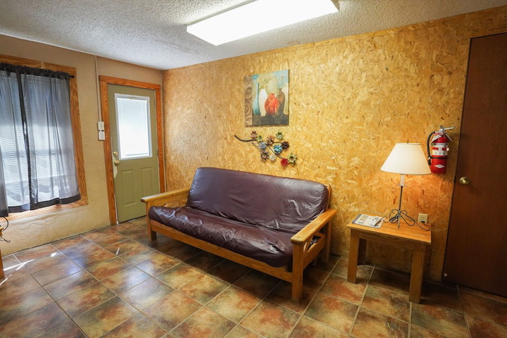 Quaint Cabin Located On The Frio River - Concan, TX