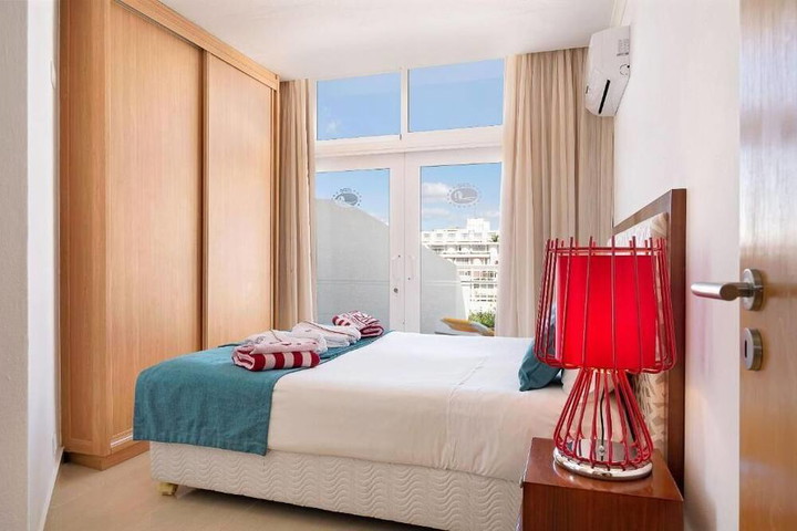 Family-friendly Retreat W/ Endless Leisure Options In Praia Da Oura! Parking! - Albufeira