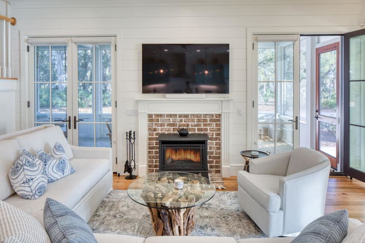 Dreamy Cottage W/ Outdoor Fireplace On Porch - Bluffton, SC