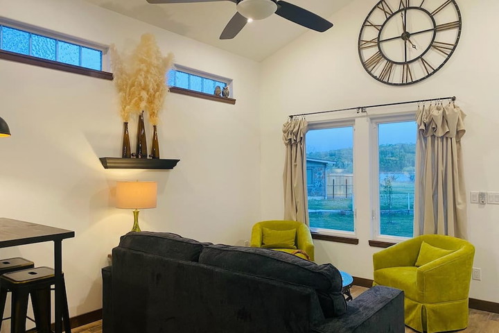 Grand Lake's Newest Two Bedroom Two Bathroom Cottage Plus Full Hookup Rv Spot - Oklahoma
