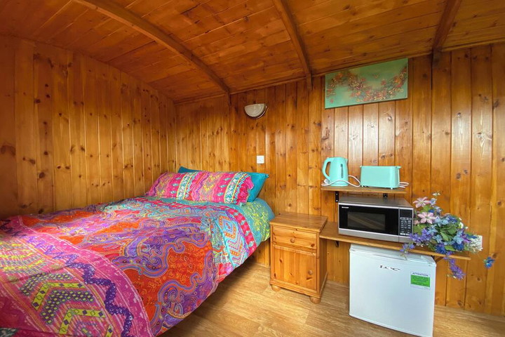 Ivy Shepherds Hut - Uk38826 - Swindon