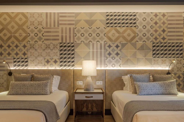 Romantic Algarve Room W/ Balcony & Mountain Air  Ideal Romantic Escape - Loulé