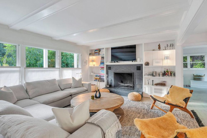 Stunning Contemporary Sag Harbor Estate, Minutes To Sag Harbor Village,... - Greenport, NY