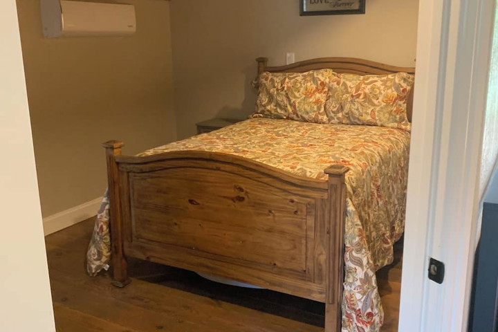 Murts Lodge At Red Canoe Lodge Historic Lake Whitney Resort, Totaly Reimagined - Lake Whitney, TX