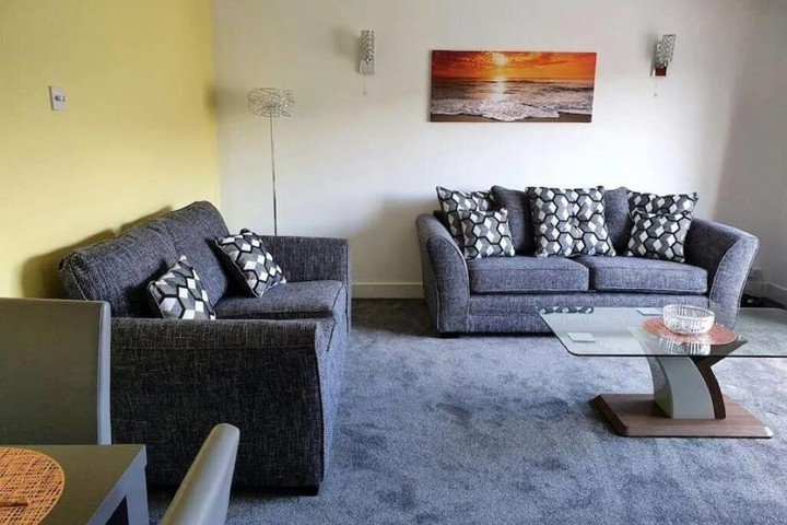 Premium Ground Floor Apartment, Near Fort William Town Centre. With Parking - Fort William