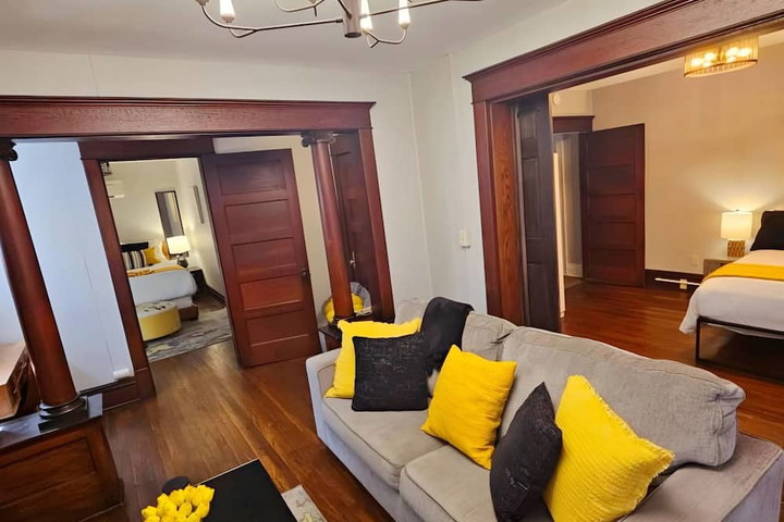 Historic & Chic Apartment By Arena, University, Hospital - Dog Friendly - Barboursville, WV