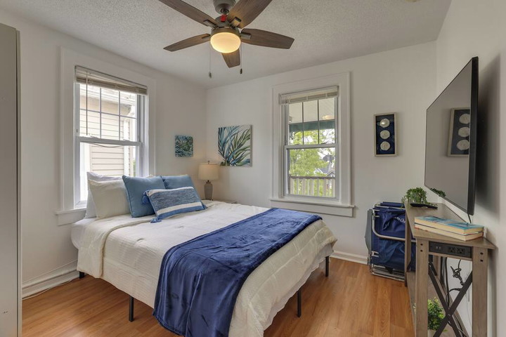 Steps To Beach, Boardwalk & Eats! Ocean Grove Unit - Asbury Park, NJ