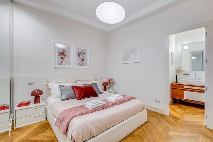 Petalo Residence - Two Bedroom Villa, Sleeps 4 - Rome