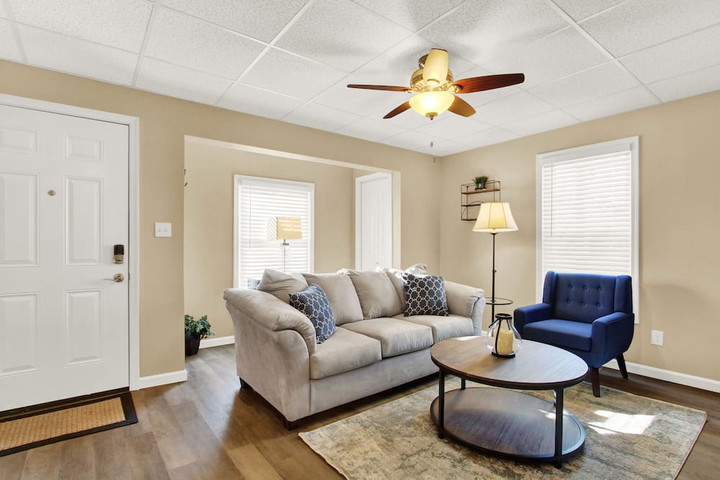 Recently Remodeled 2 Bedroom Apartment In Hanover-close To Gettysburg And York - Hanover, PA