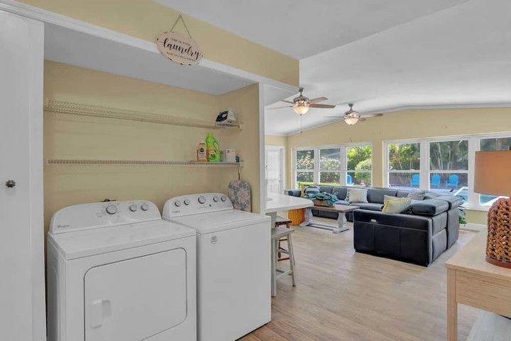 Central Vero House 6/3 With Heated Pool - Vero Beach, FL