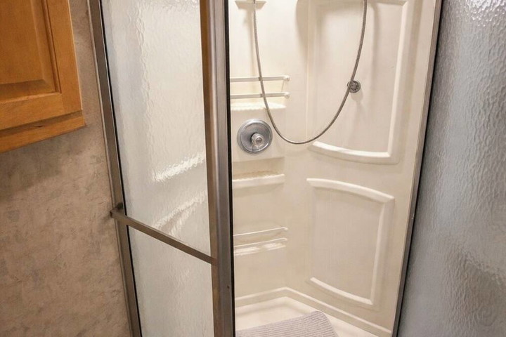 1-bedroom Big Mobile Home In North Miami Beach - Hollywood, FL