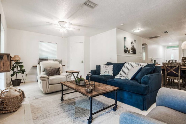 Relax In A Coastal Retreat! Spa, Firepit, Kayaks, Paddleboard & Steps To Gulf  Crystal Beach Escape - Palm Harbor, FL