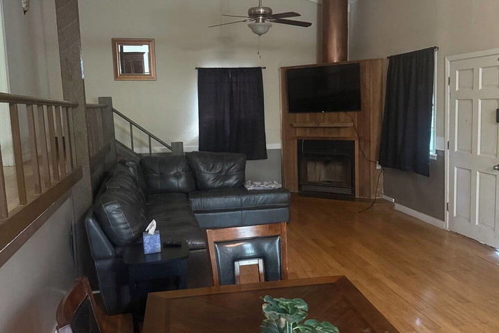 Cozy Camp W/ Fire Pit, Grill And Waterfront View Of River. Pet Friendly! Wifi! - Folsom, LA