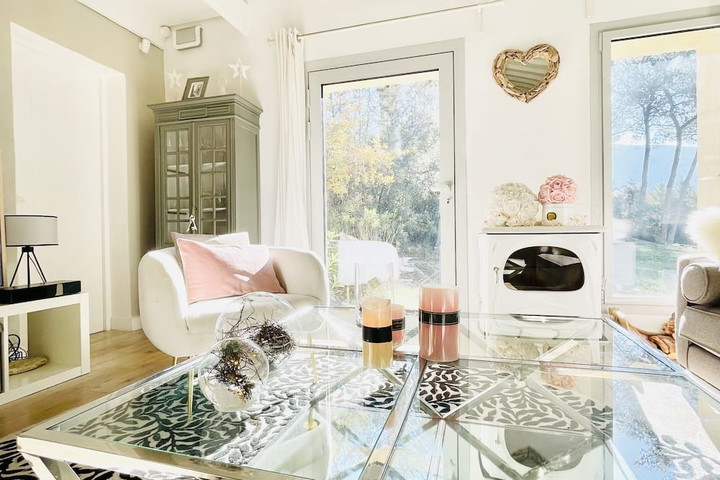 Villa With Swimming Pool In The Heart Of Provence, In A Half-hectare Park - Ménerbes