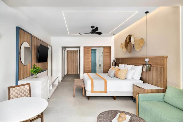 Romantic Get Away To Secrets Tides Punta Cana In The Dominican Republic - Punta Cana