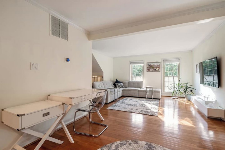 Spacious 4-bedroom Townhome In Oakton With Ac, Wifi - Fairfax