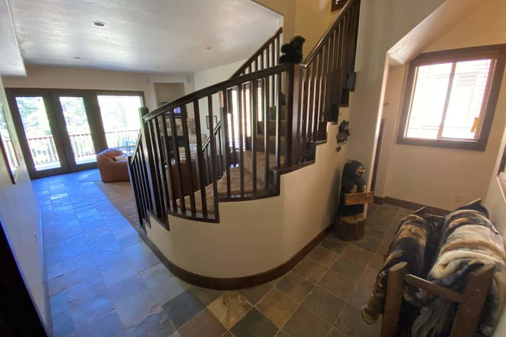 New Shaver Lake Listing! Beautiful 4 Bed 3 Bath - Shaver Lake, CA