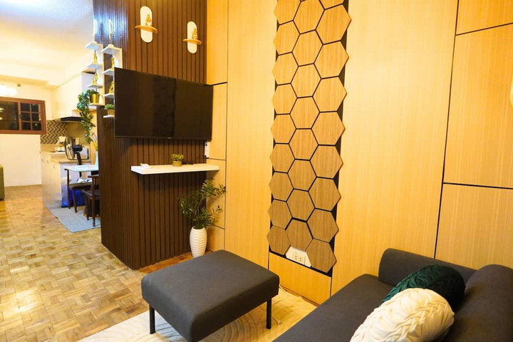 Condo In Quezon City - 2 Bedroom - Fully Air-condition - Quezon City