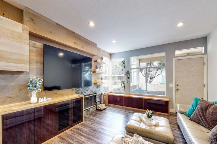 Luxury Foothill Ranch Condo - Pool, Spa, Gym - Fast Wi-fi - Monthly Stays - Laguna Woods, CA