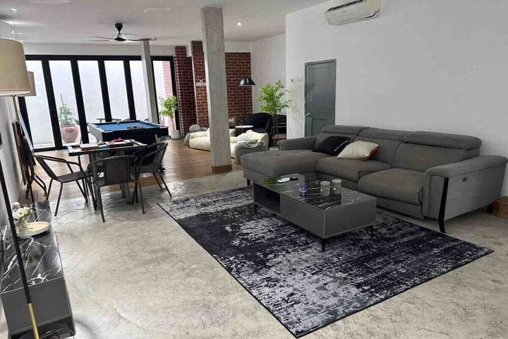 Nara S Luxe Villa#pooltable#karaoke#partyhouse - Klang