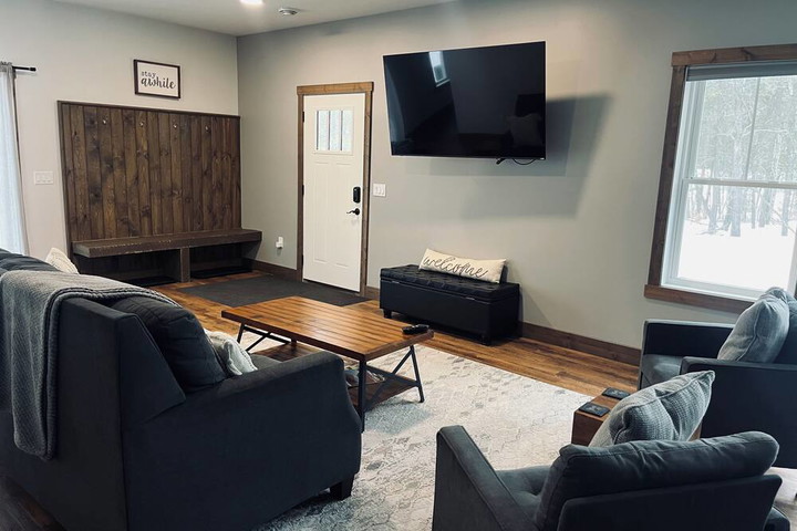 Courtside Cabin Gym- Hot Tub- Events - Nisswa, MN