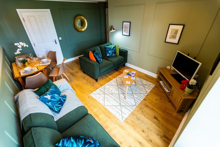Doyle 2 Bed Apartment - Abergavenny