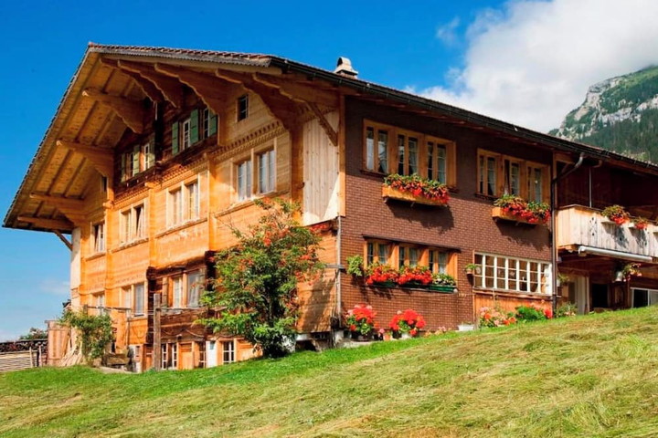 Bauernhaus Uf Dr Flue Appartement/fewo, Bad, Wc, 4 Oder Mehr Schlafräume By Interhome - Frutigen